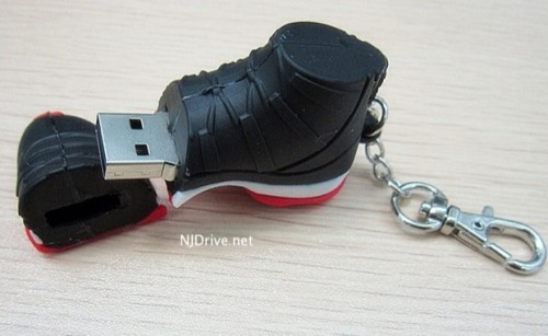 Air Jordan XI Bred - clé USB