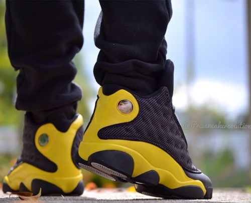 Air Jordan 13 'Scorpion' (Mortal Kombat)