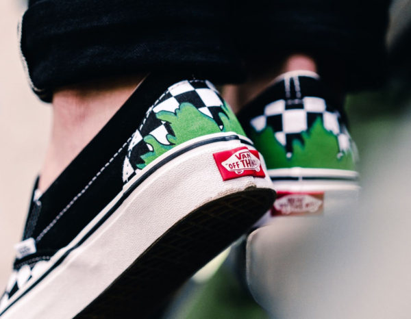 Que vaut la Marvel x Vans Slip On Damiers 'Pieds d'Hulk'