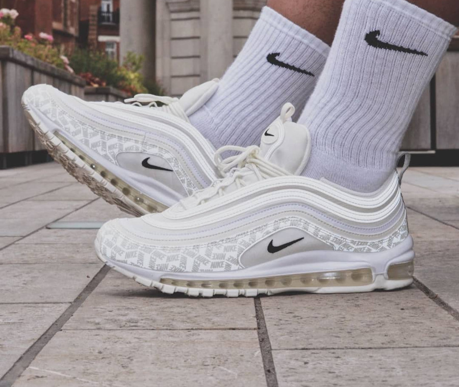 Que valent les Nike Air Max 97 Reflective Logo Bred & White