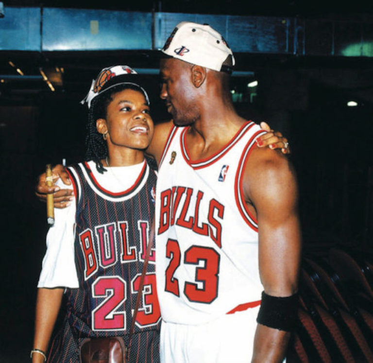 Que vaut Nike Air Swoopes 2 II 'White Orange Pulse Black' 2018