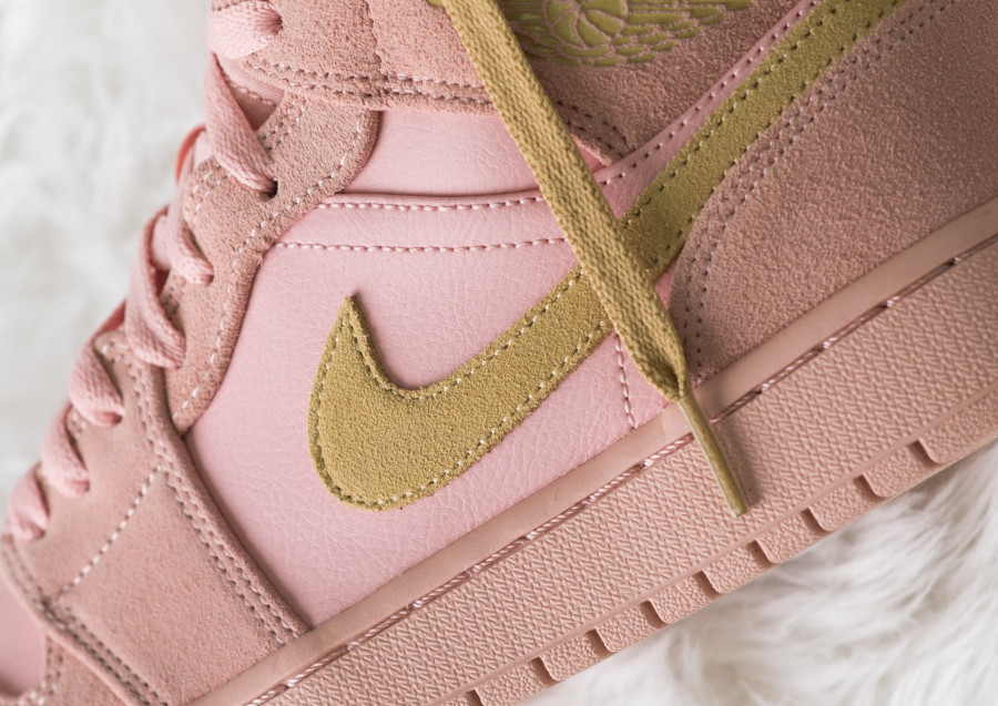 Faut-il acheter la Air Jordan 1 Mid SE Coral Stardust Gold 852542-600