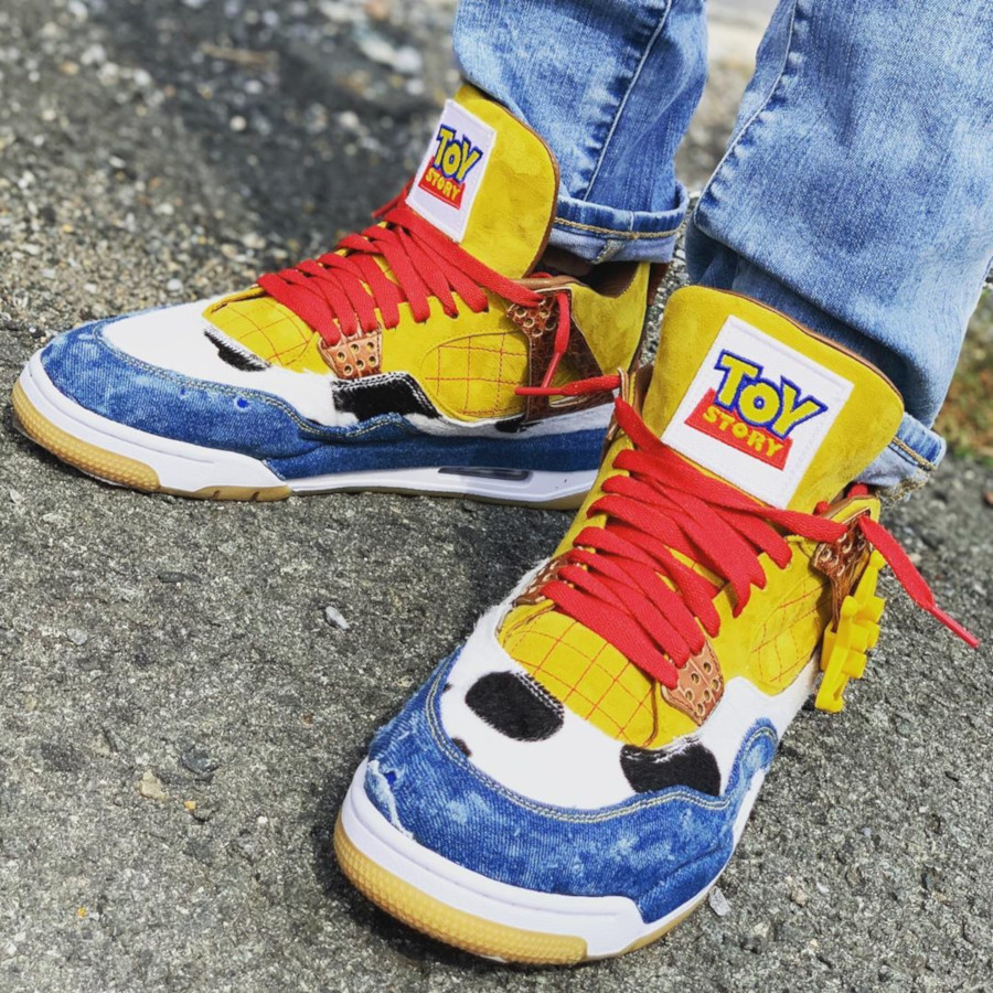 A quoi ressemble la Pixar x Air Jordan 4 Retro Toy Story Woody & Andy