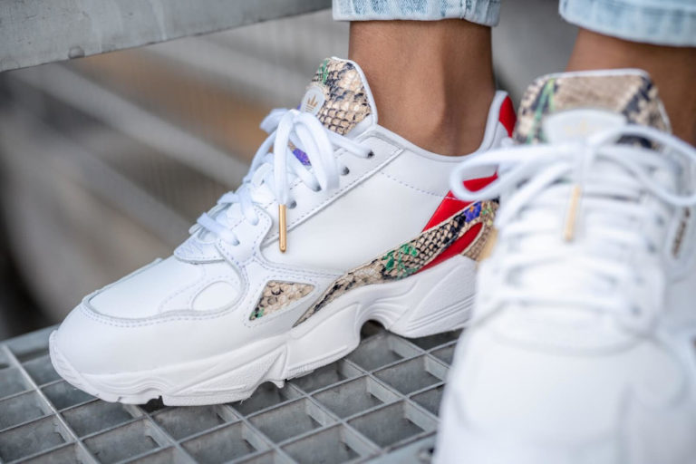 Que vaut la Adidas Falcon W Python Snakeskin Floral FV3083