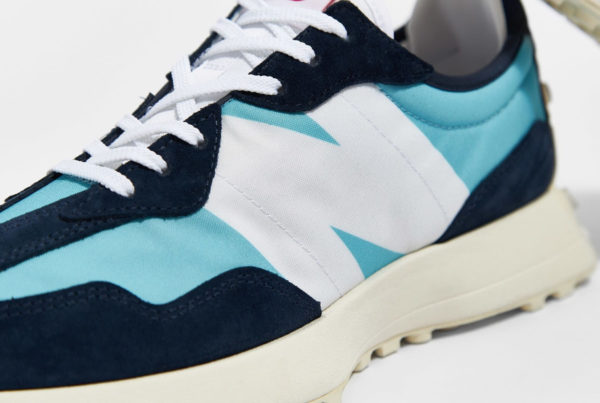 Que vaut la New Balance 327 WS327CPB Wax Blue Natural Indigo