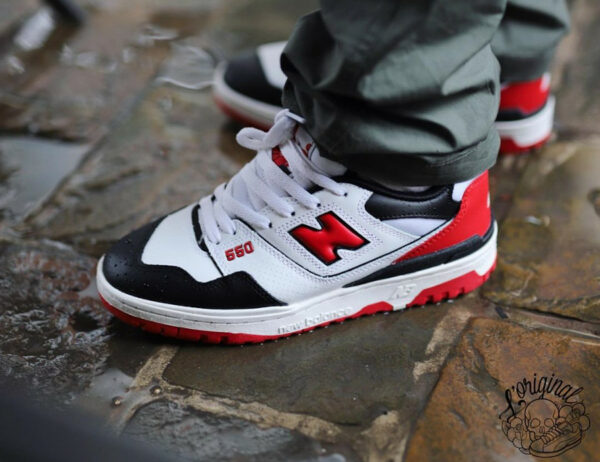 Que vaut la NB BB550HR1 White Red Black Chicago Bulls Shifted Sport Pack