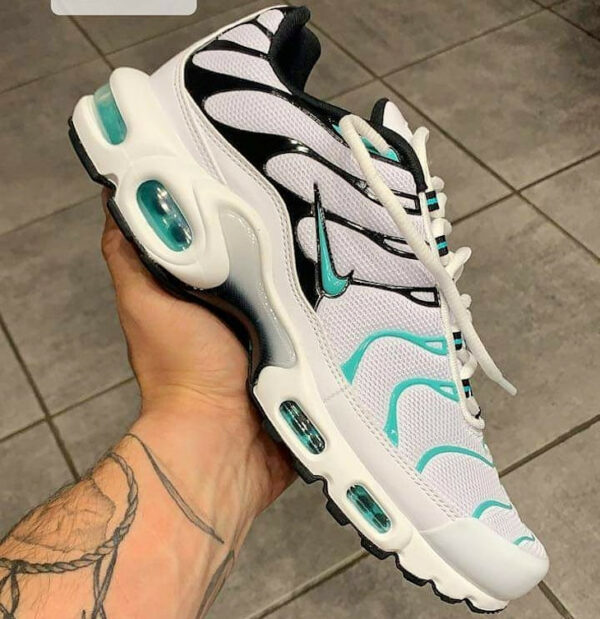 Que vaut la Nike Air Max Plus TN1 Tiffany Hyper Jade 2021 604133-148