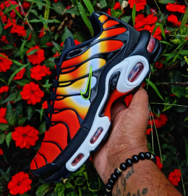 Que vaut la Nike Air Max Plus TN1 Sunset Gradient Orange DR8581-800
