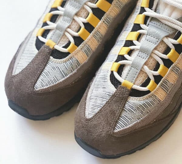 Que vaut la Nike AM95 NH 'Hemp' Ironstone Celery DR0146 001