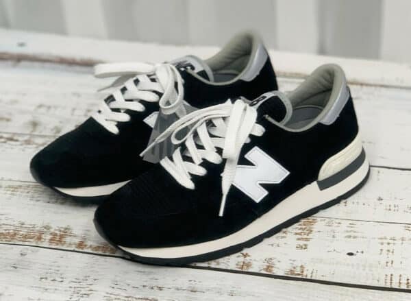 NB 990v1 M990BK1 Core Black White (made in USA)