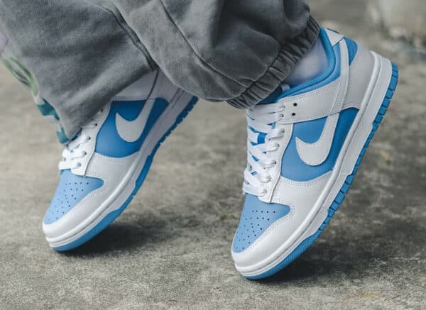 Nike Wmns Dunk Low Reverse UNC University Blue DJ9955-101