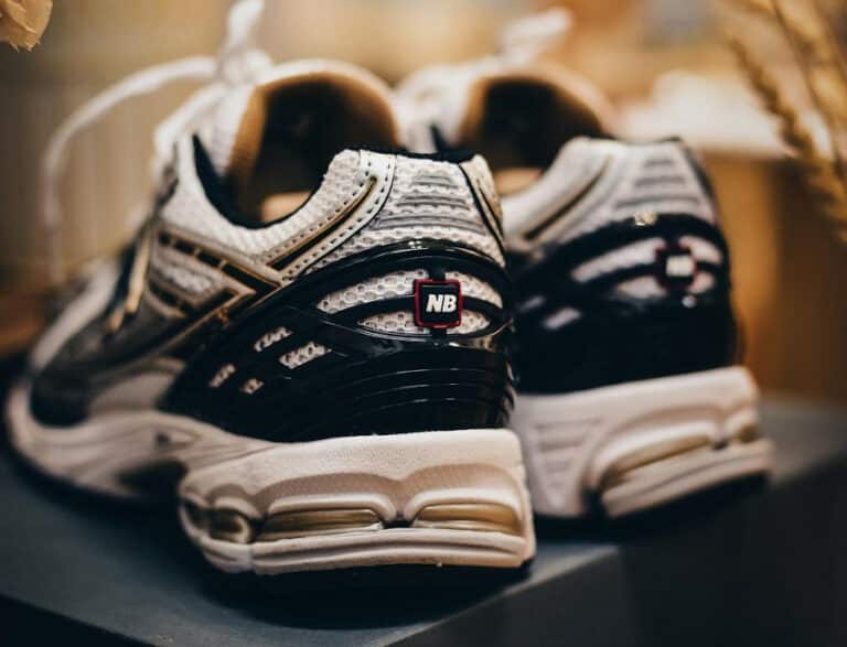 NB 1906 Metallic Silver Metallic Gold M1906RA