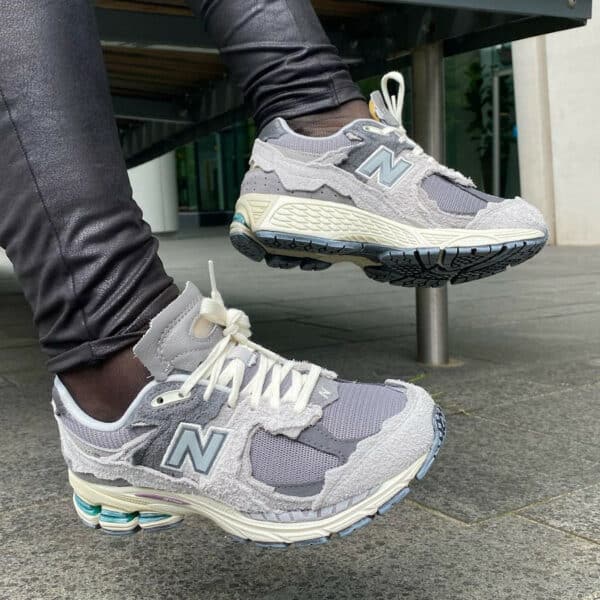 Comment portent-ils leur NB 2002R Protection Pack Refined Future