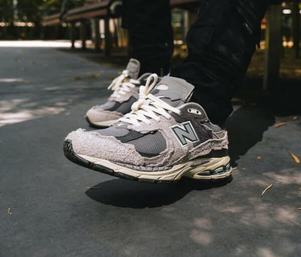 Comment portent-ils leur NB 2002R Protection Pack Refined Future