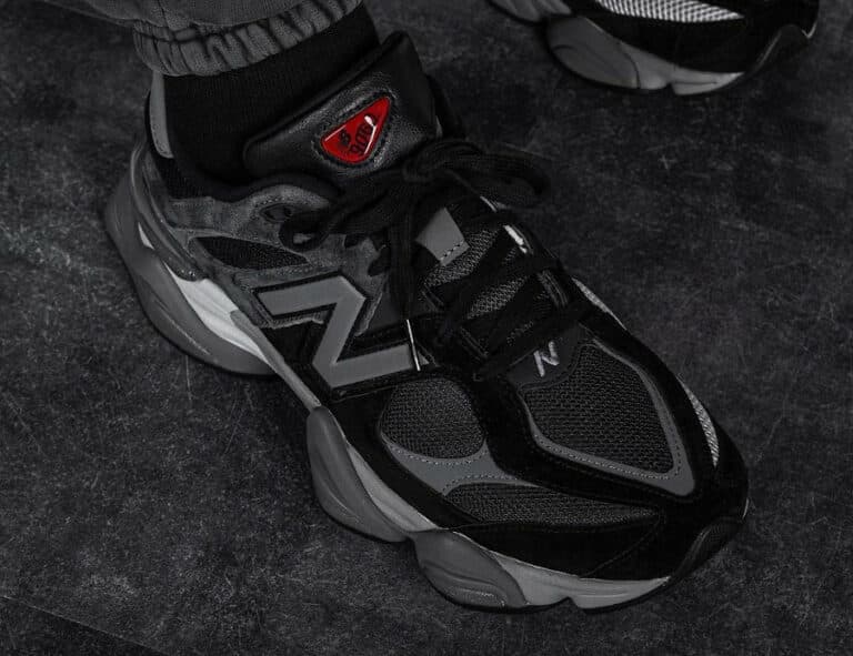 NB 9060 Black Castlerock U9060BLK