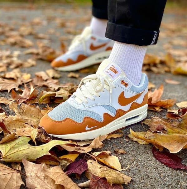 Comment portent-ils leur Patta x Nike Air Max 1 Wave