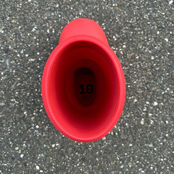 MSCHF x Big Red Boot Astro Le Petit Robot (ses grosses bottes rouges)