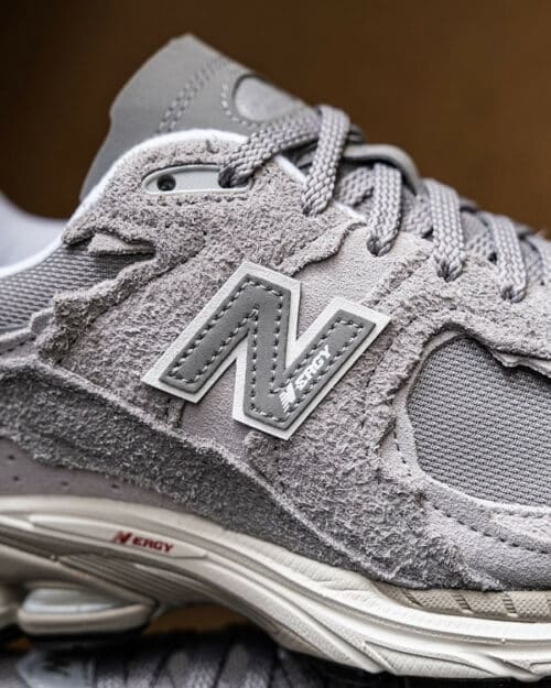 NB 2002R Protection Pack déchirée Slate Grey M2002RDM