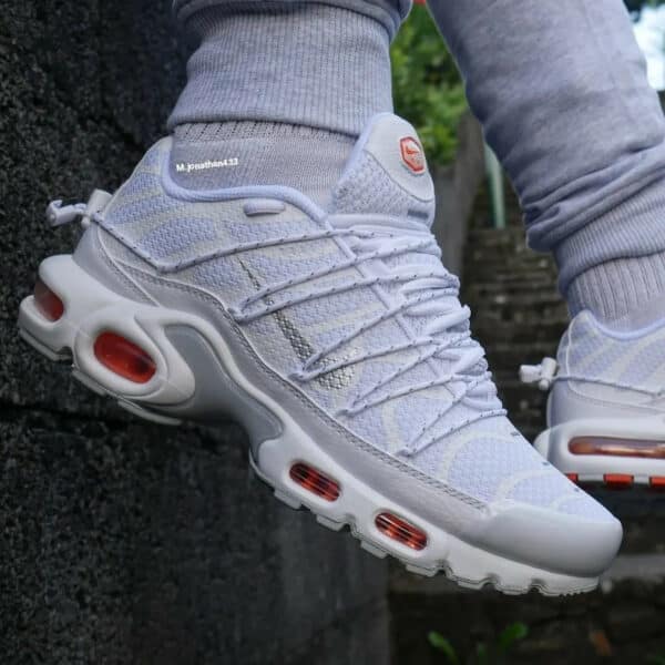 Nike Air Max Plus Utility TN1 Toggle White Safety Orange FJ4232-100