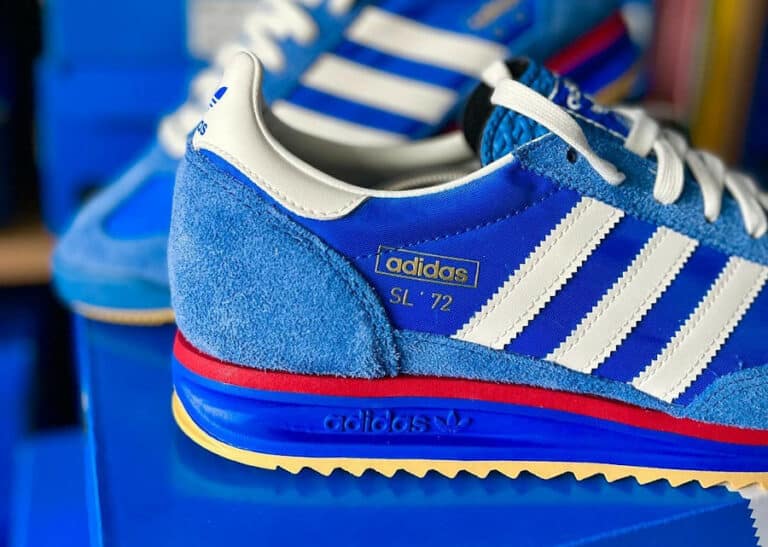 Que vaut la adidas SL 72 RS Starsky Blue White Scarlet IG2132