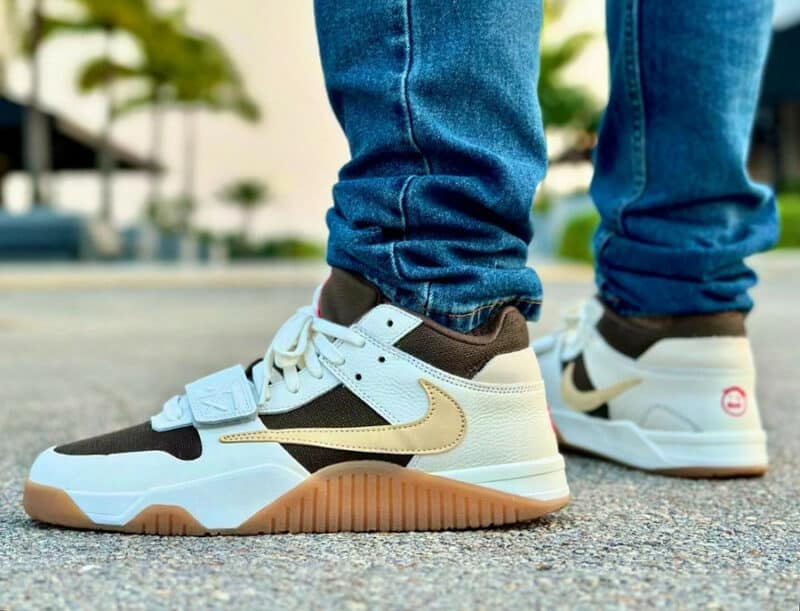 Que vaut la Jumpman Jack TR x Travis Scott Sail Dark Mocha