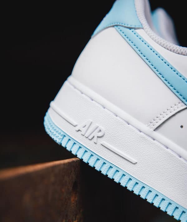 Que vaut la Nike AF1 Low Aquarius Blue FQ4296-100