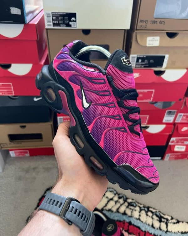 Nike TN Fireberry 2024
